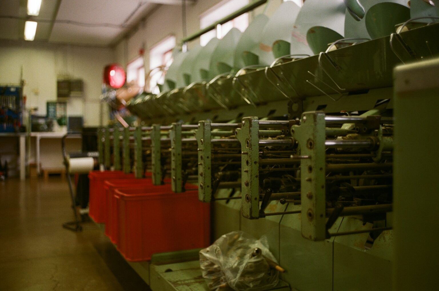 How Long Does Plastic Injection Molding Take? Timeline Guide | Freeform ...